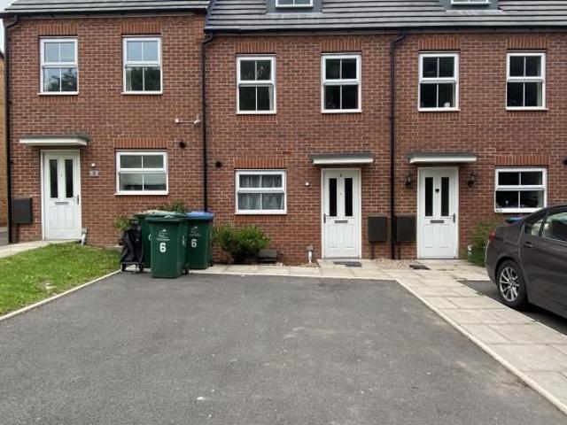 3 bedroom terraced house to rent