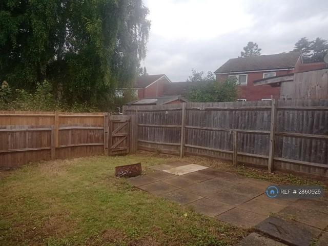 3 bedroom terraced house to rent