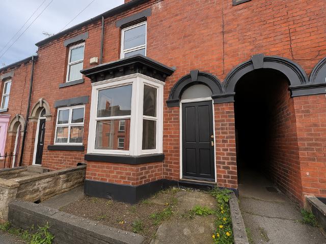 3 bedroom terraced house to rent