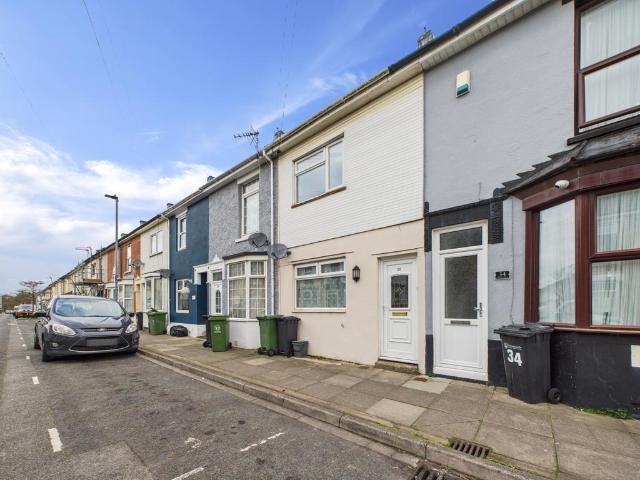 3 bedroom terraced house to rent
