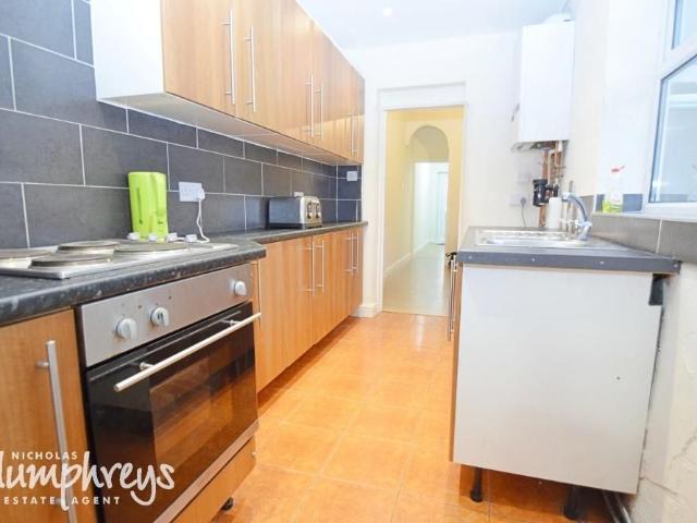 3 bedroom terraced house to rent