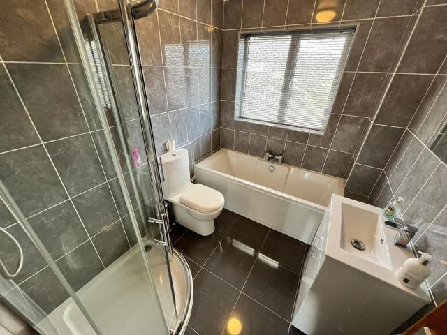 3 bedroom terraced house to rent