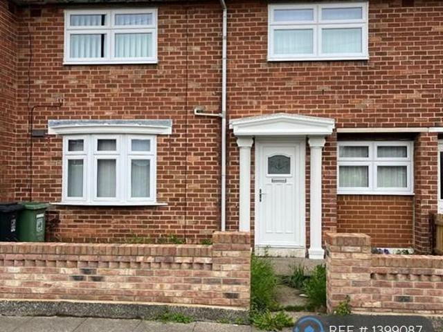 3 bedroom terraced house to rent