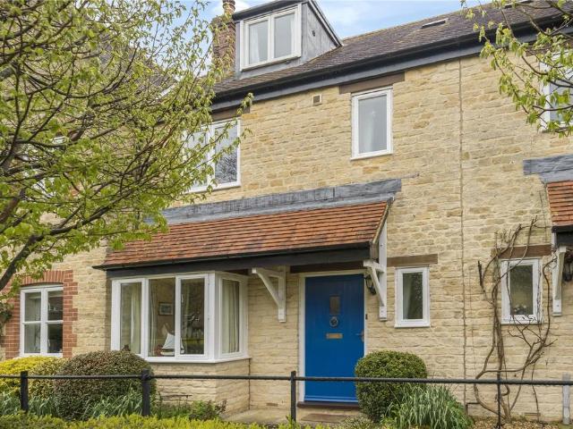 3 bedroom terraced house to rent