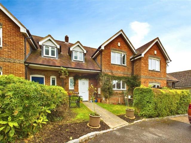 3 bedroom terraced house to rent