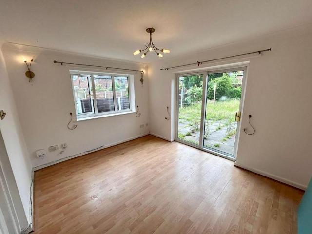 3 bedroom terraced house to rent