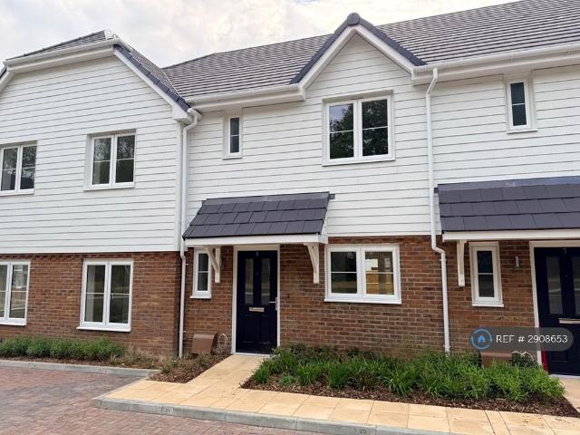 3 bedroom terraced house to rent