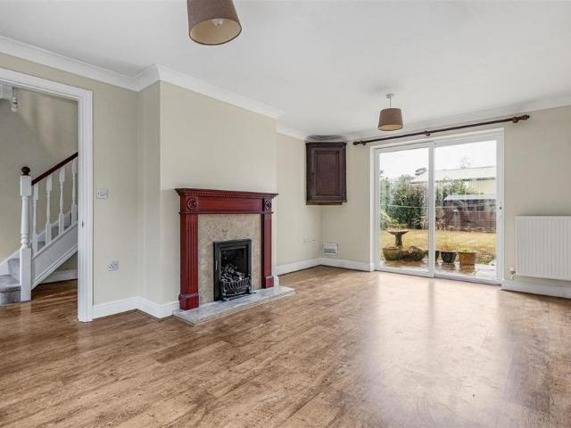 3 bedroom terraced house to rent