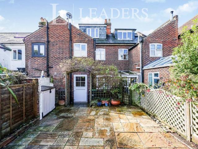 3 bedroom terraced house to rent