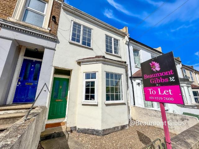 3 bedroom terraced house to rent