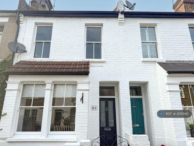 3 bedroom terraced house to rent