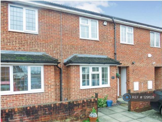 3 bedroom terraced house to rent