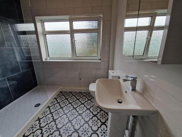 3 bedroom terraced house to rent