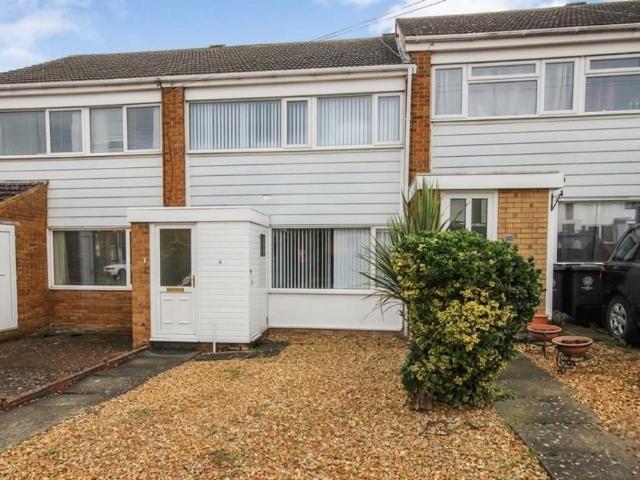 3 bedroom terraced house to rent