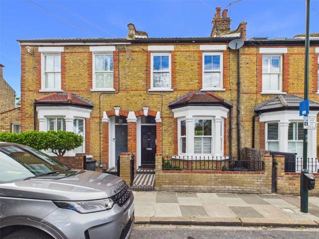 3 bedroom terraced house to rent
