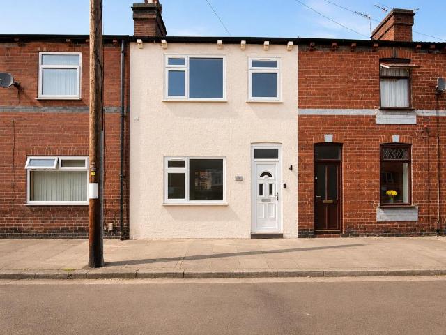3 bedroom terraced house to rent