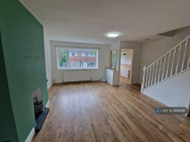 3 bedroom terraced house to rent