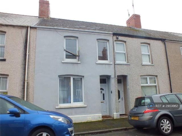 3 bedroom terraced house to rent