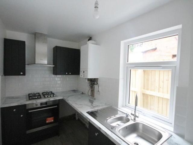3 bedroom terraced house to rent