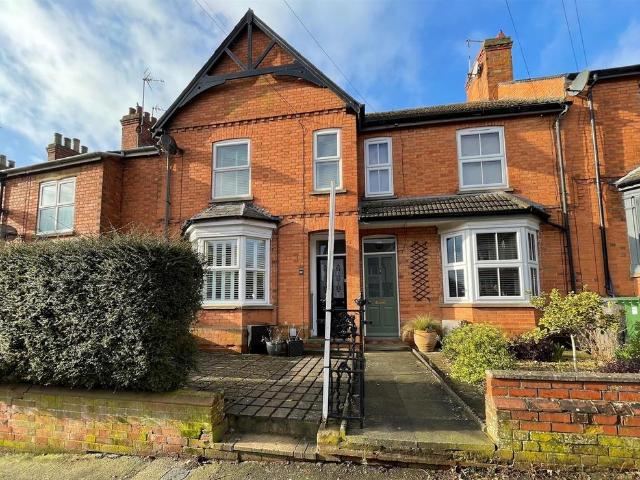 3 bedroom terraced house to rent