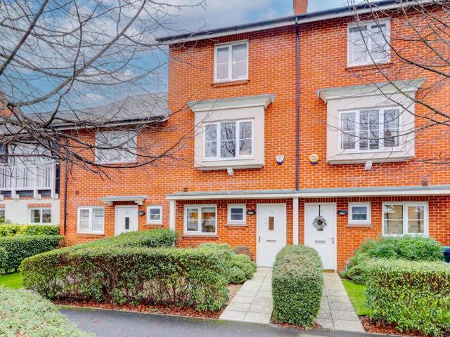 3 bedroom terraced house to rent