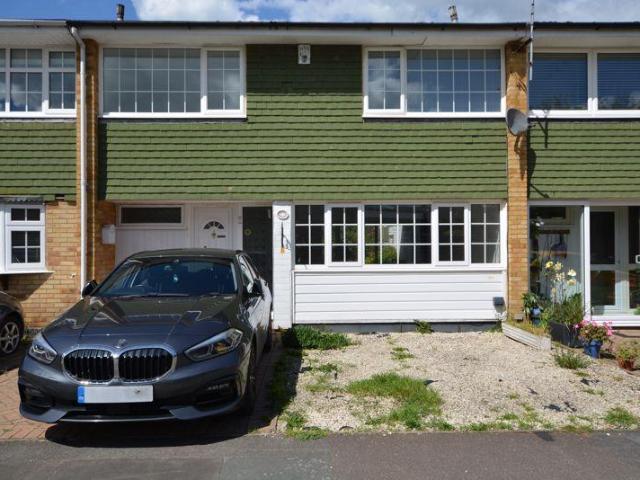 3 bedroom terraced house to rent