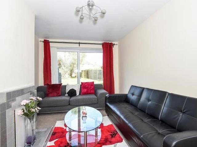 3 bedroom terraced house to rent
