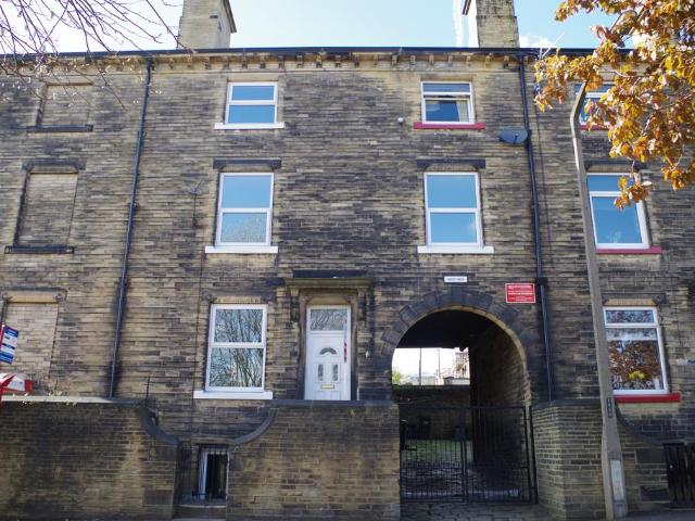 3 bedroom terraced house to rent