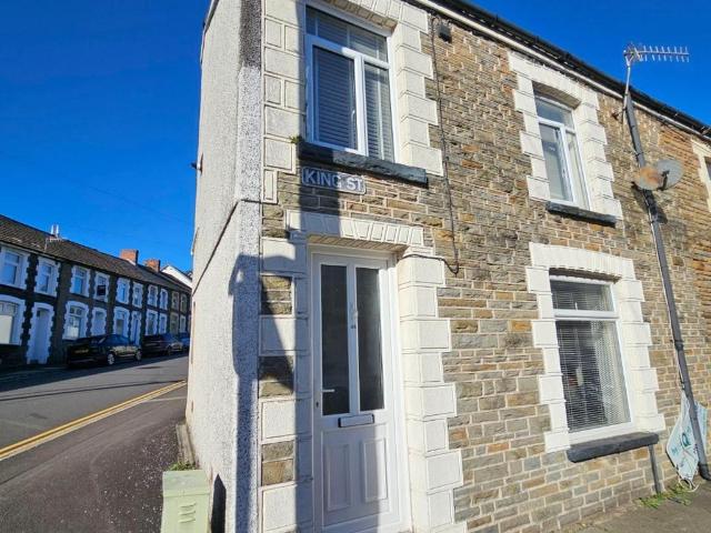 3 bedroom terraced house to rent