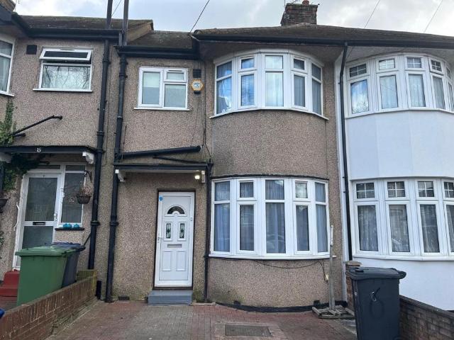 3 bedroom terraced house to rent