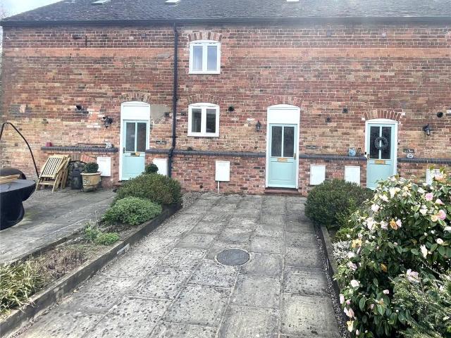 3 bedroom terraced house to rent