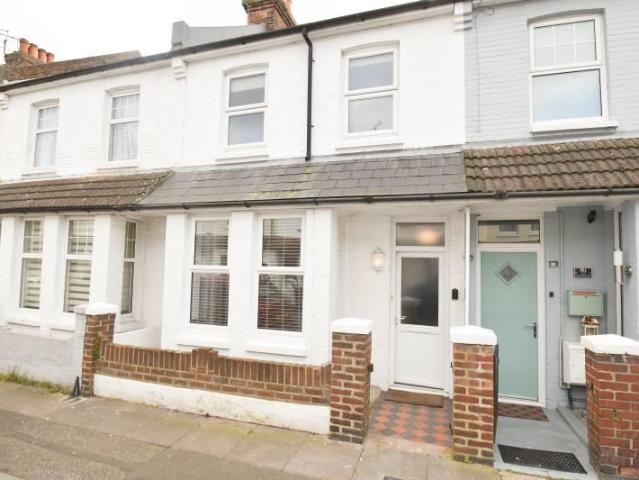 3 bedroom terraced house to rent