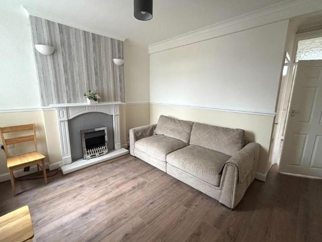 3 bedroom terraced house to rent