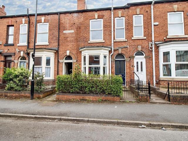 3 bedroom terraced house to rent
