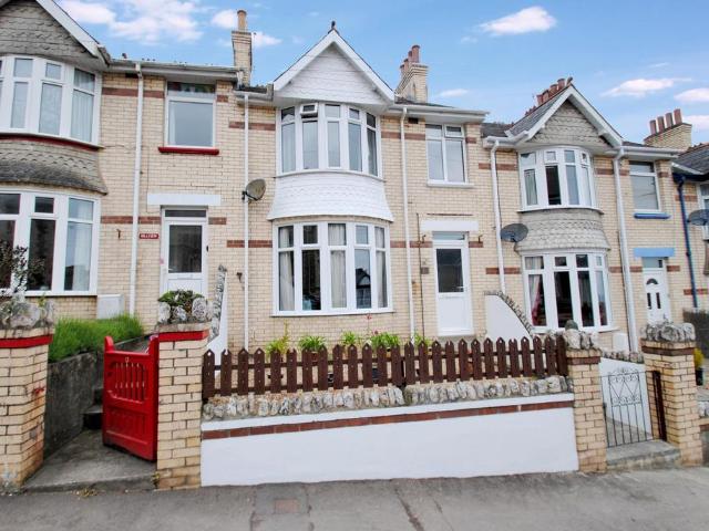 3 bedroom terraced house to rent