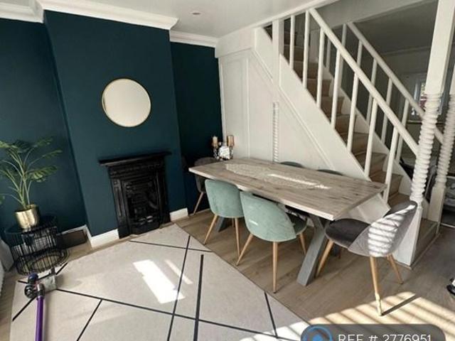 3 bedroom terraced house to rent