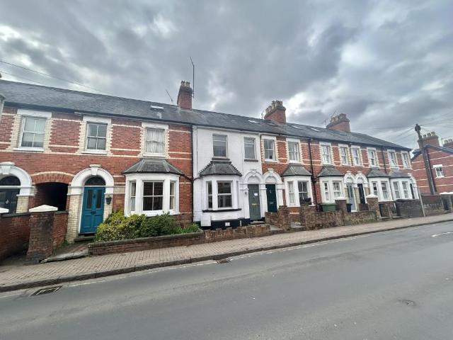 3 bedroom terraced house to rent