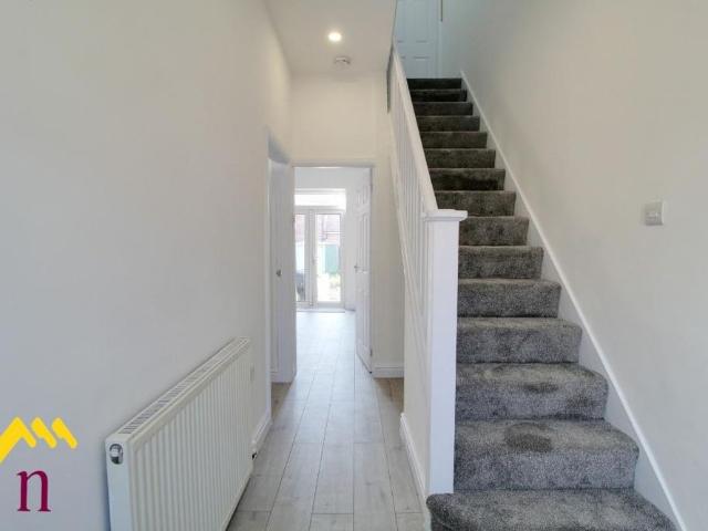 3 bedroom terraced house to rent