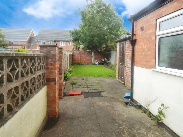 3 bedroom terraced house to rent