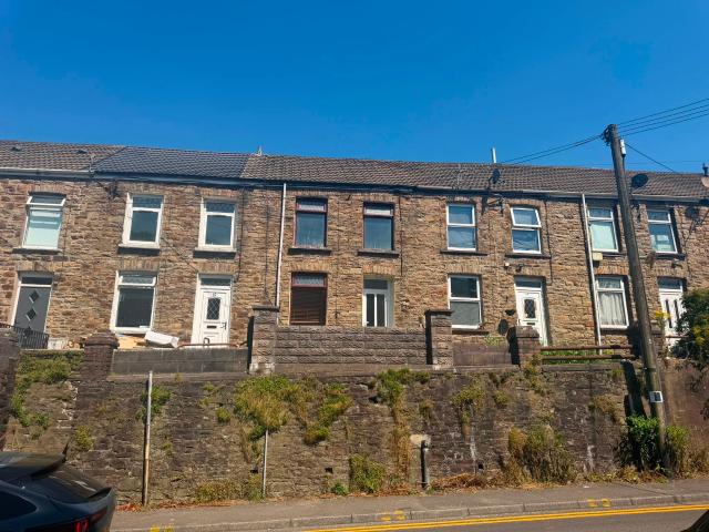 3 bedroom terraced house to rent