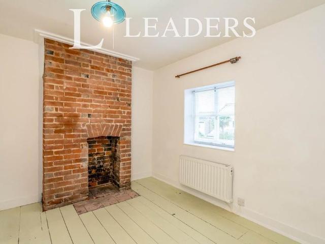3 bedroom terraced house to rent