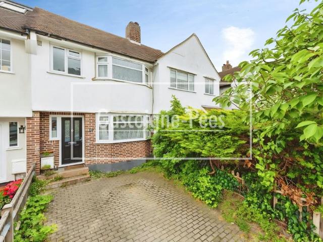 3 bedroom terraced house to rent