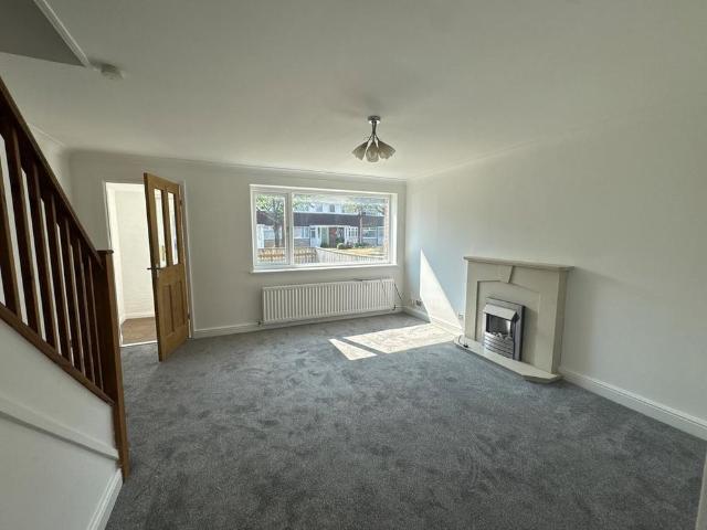 3 bedroom terraced house to rent