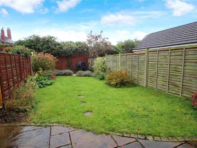 3 bedroom terraced house to rent