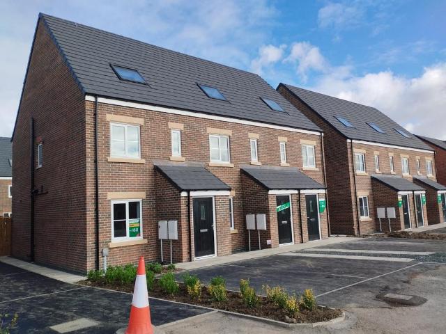 3 bedroom terraced house to rent