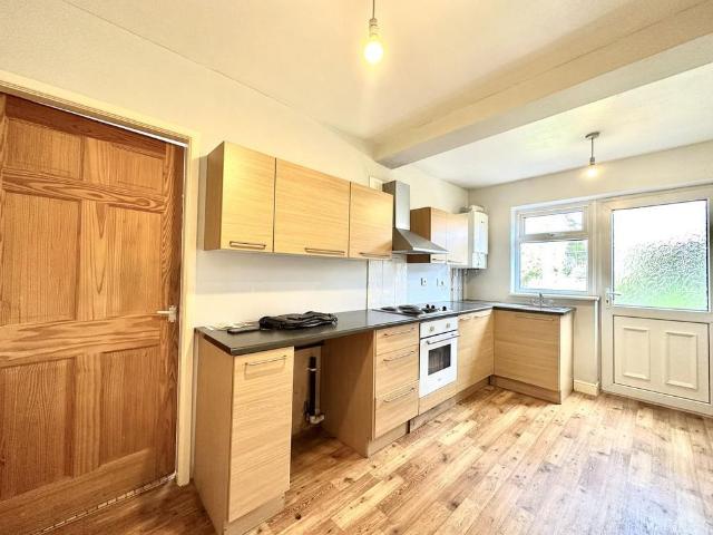 3 bedroom terraced house to rent