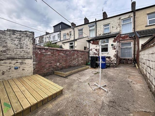 3 bedroom terraced house to rent