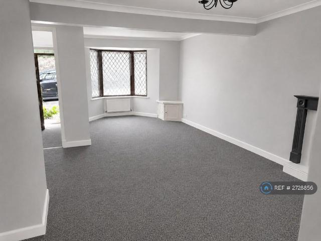 3 bedroom terraced house to rent