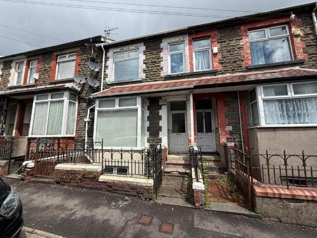 3 bedroom terraced house to rent