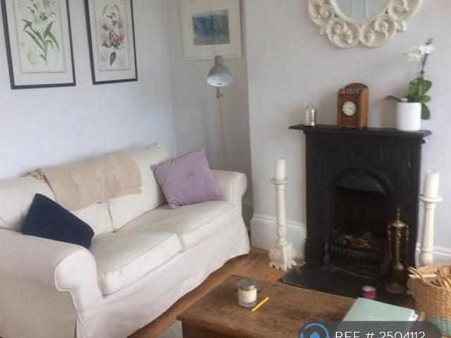3 bedroom terraced house to rent